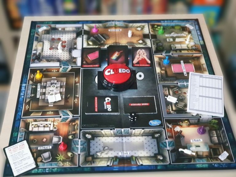 Cluedo Liars Edition Review - What's Good to Play